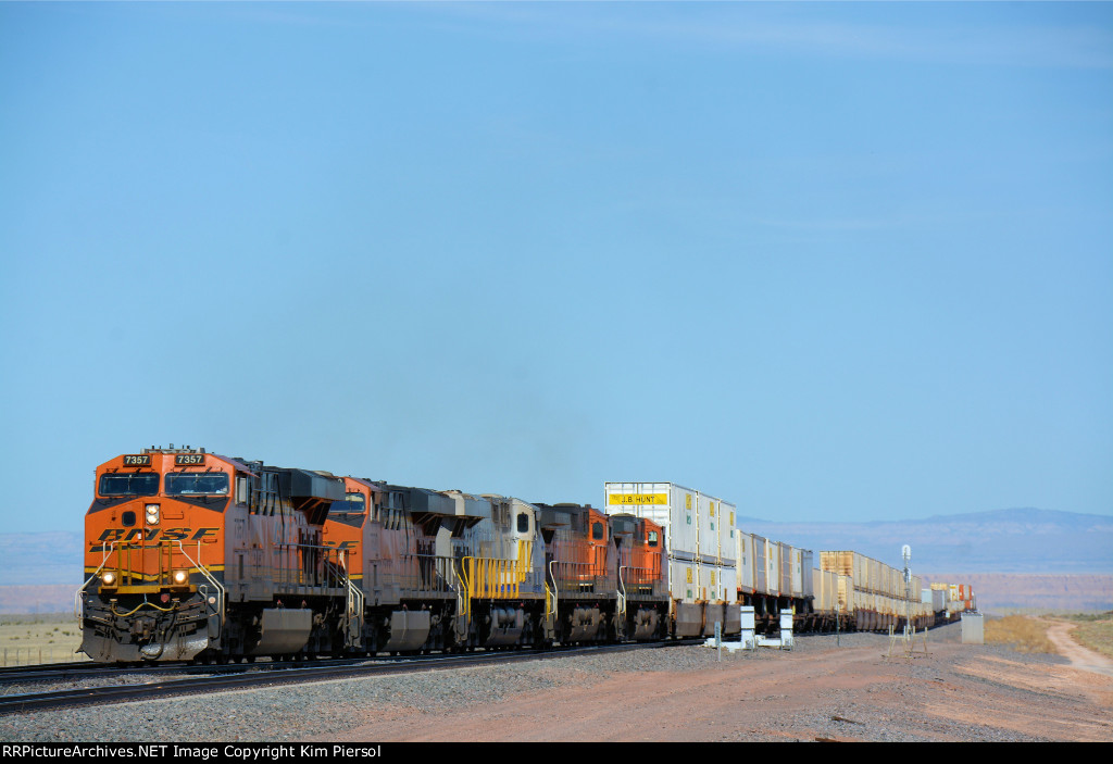 BNSF 7357